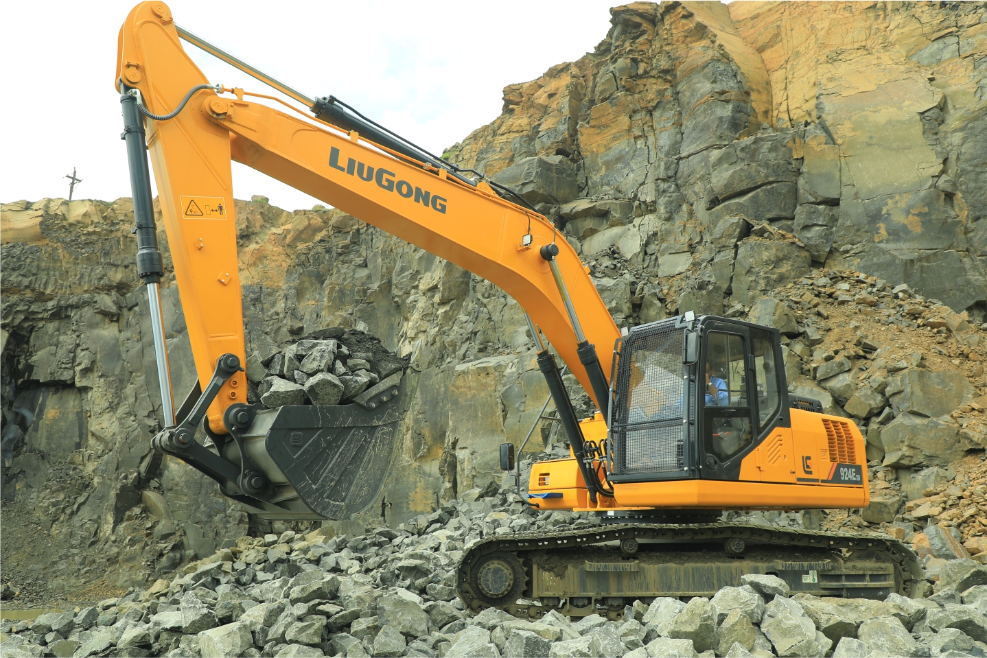 922E XD – LiuGong India Pvt. Ltd.