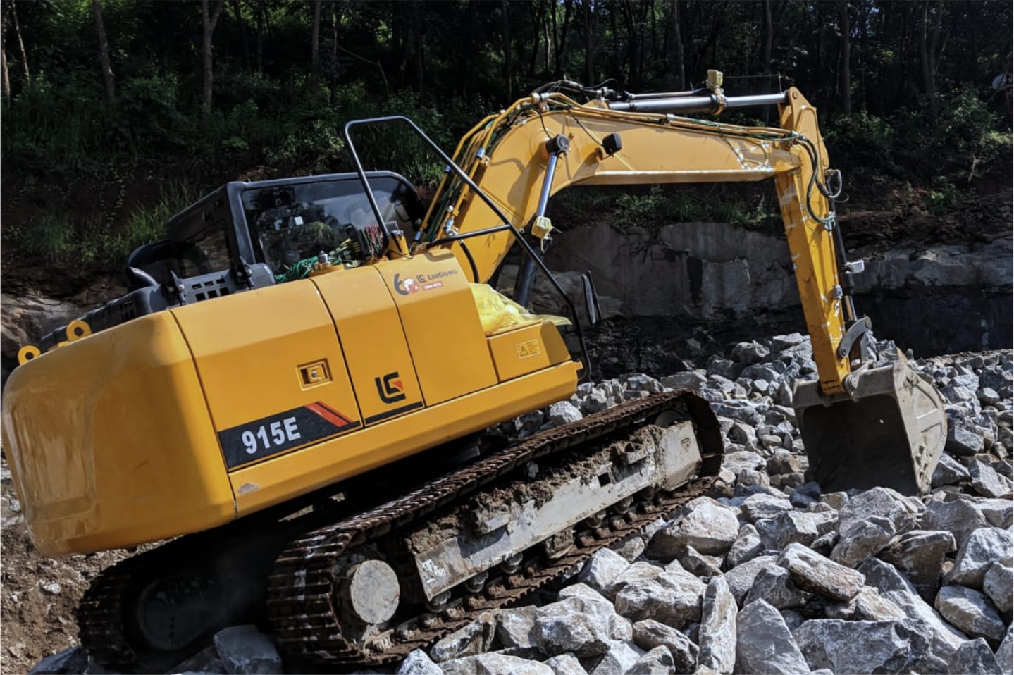 915E – LiuGong India Pvt. Ltd.