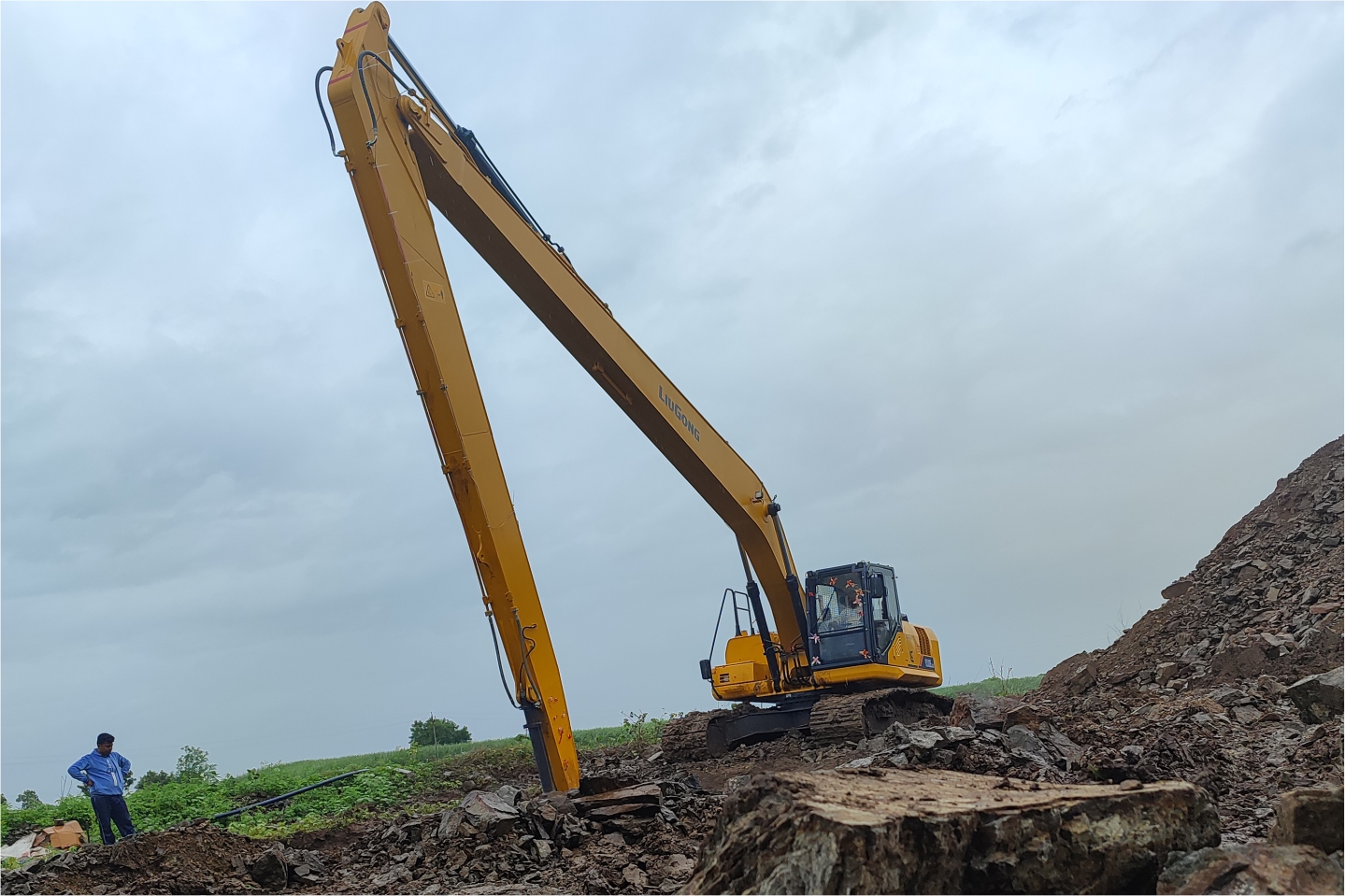 925E XLR – LiuGong India Pvt. Ltd.